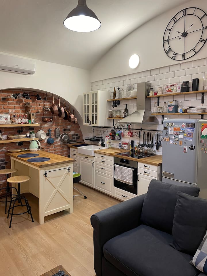 Varady's 1 Bedroom Apartment In Historic Center - Košice