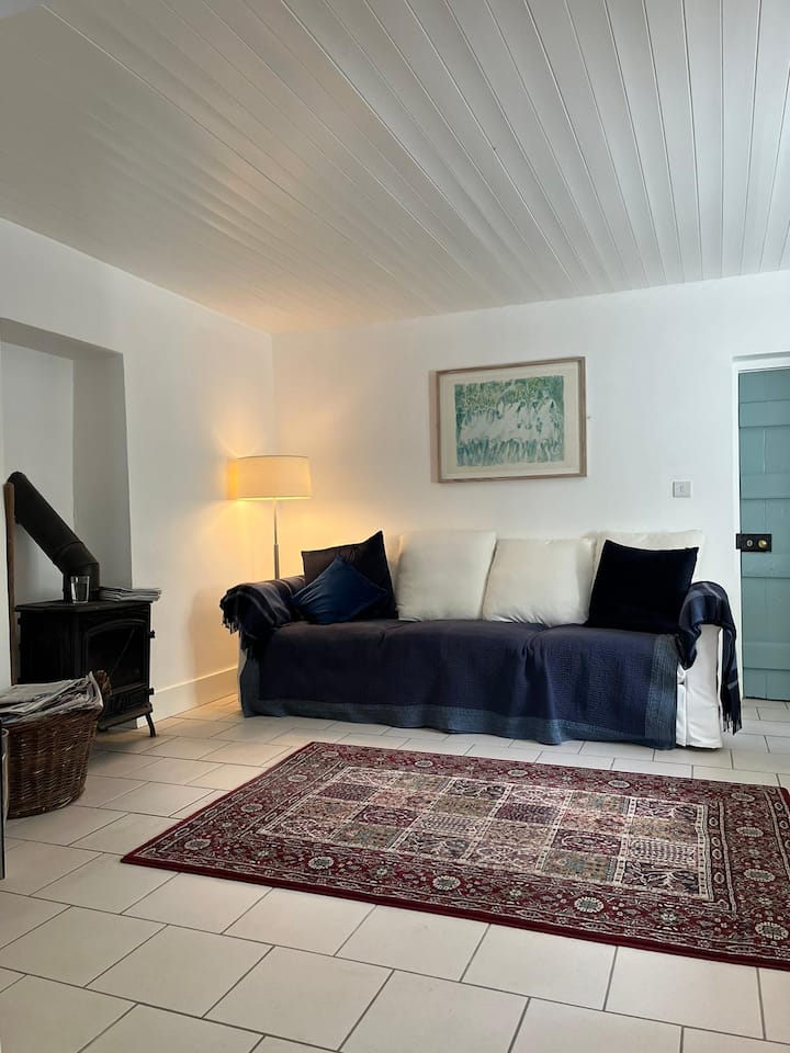 Stunning 3 Bed Country Farmhouse - Irland