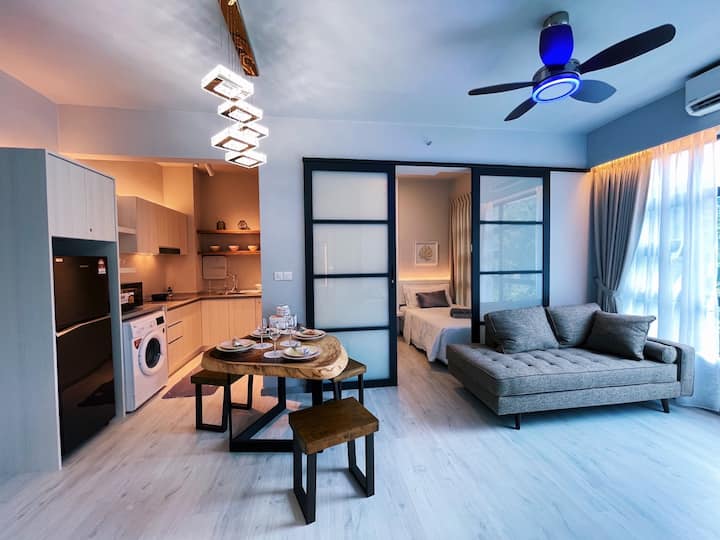 Charming Forest View Condo @ Jesselton Quay - Kota Kinabalu