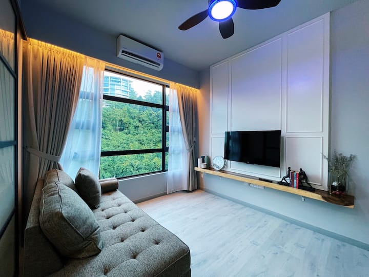 Charming Forest View Condo @ Jesselton Quay - Kota Kinabalu