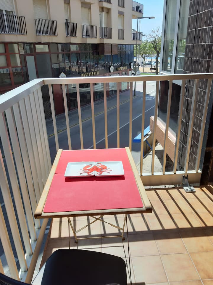 Apartamento A 20 Metros De La Playa. - Palamós