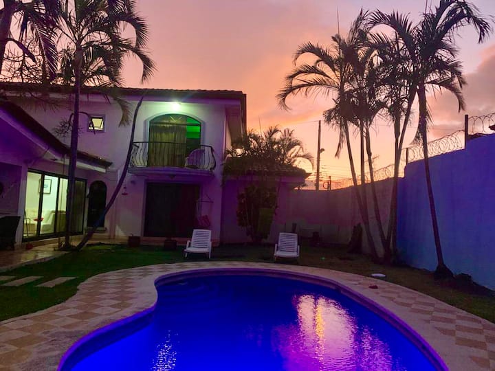 Cheerful 4-bedrooms Home. - 산호세