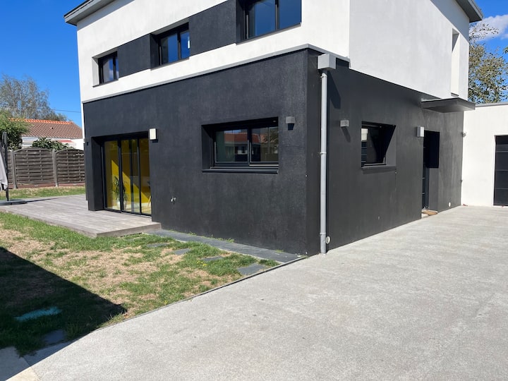 Agréable Maison De Ville Au Porte De Nantes. - Vertou