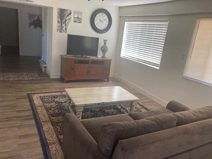 Zion Chateau On The Way To Zion - Hurricane, UT