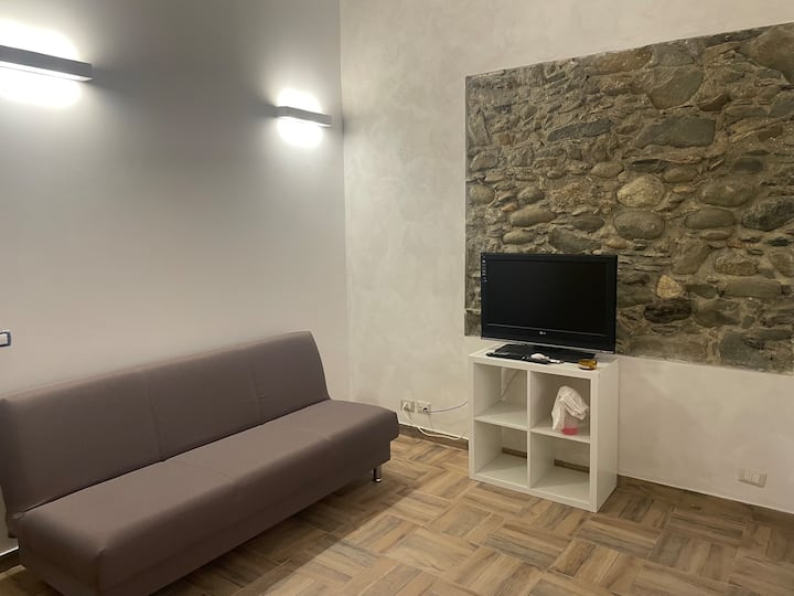 Bilocale Finemente Ristrutturato - Letojanni