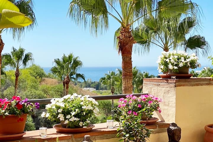 Spectacular Terrace. Sublime Sea View. King Bed - Marbella