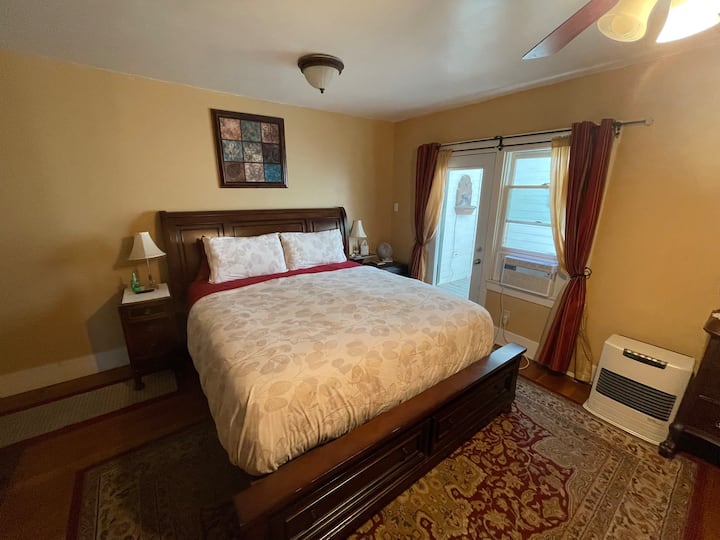 Stirling Room - Placerville, CA