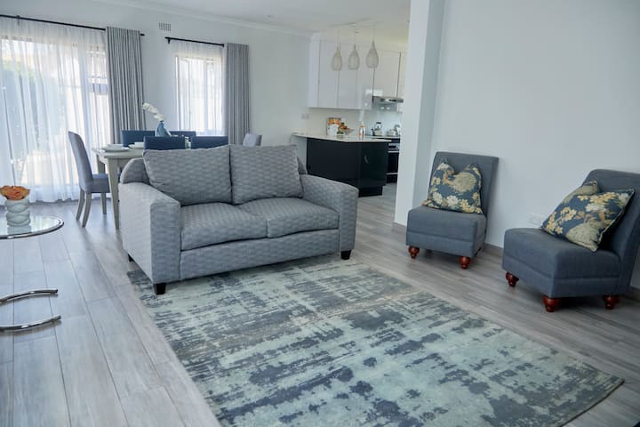 Luxurious Messe Luxe Apt Near Airport + Hippodrome - Harare