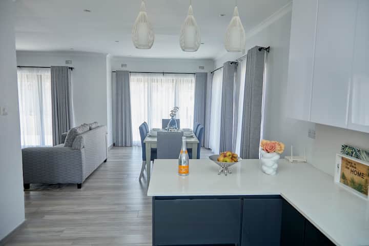 Luxurious Messe Luxe Apt Near Airport + Hippodrome - Harare