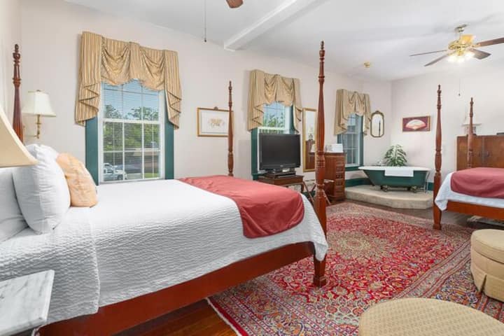 Welcome To The Spencer House Inn: Room 202 - Amelia Island, FL