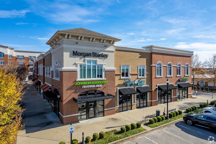 1 Bedrm Luxury Loft W/juice Bar, Gym & Coffee Shop - Murfreesboro, TN