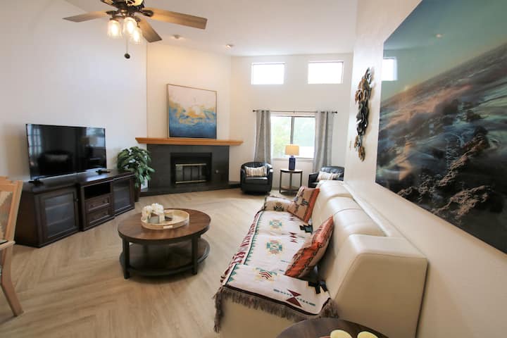 Albuquerque Desert Escape | Cozy Home | King Bed - 阿爾伯克基