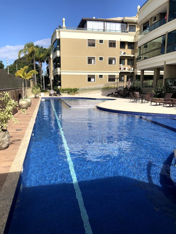 Ap 3 Dorm - 2 Suítes A 300m Praia Campeche - Florianópolis