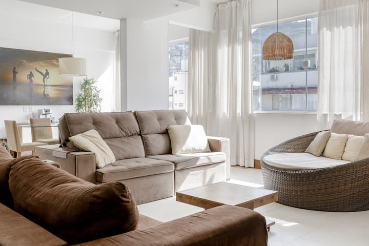 Apartamento Em Copacabana Na Quadra Da Praia! - Ipanema