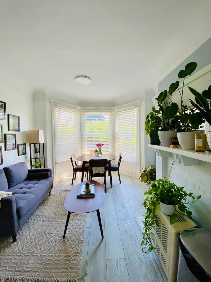 Private Bed/bath In Sun-drenched, Clean Nopa Apt! - San Francisco, CA