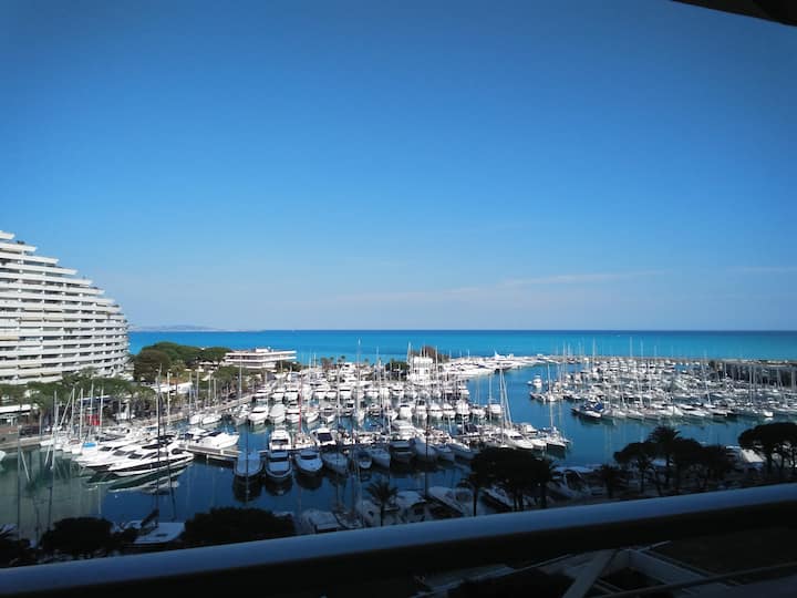 Studio Le Commodore Front De Mer - Villeneuve-Loubet