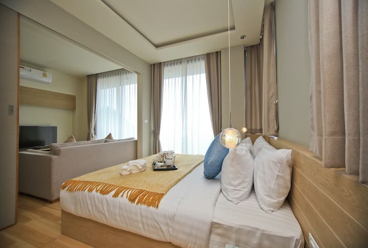 1br Grand Corner Sea View Luxury Condo In Ao Nang - Ao Nang