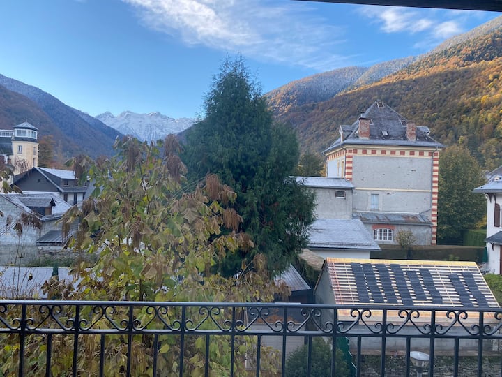 Appartement (T2) En Résidence Proche Des Thermes - Bagnères-de-Luchon