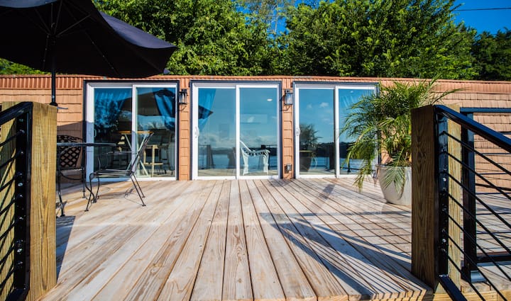 Douglas Lake! Lakefront Home W/ Dock. - Dandridge, TN