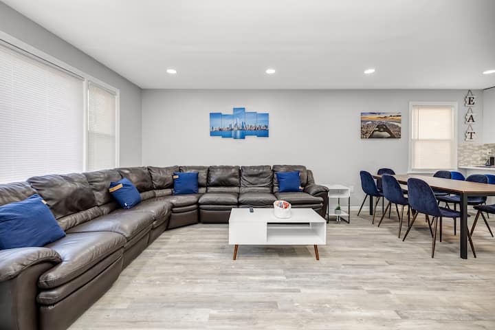 Spacious 8 Beds Duplex 25 Min To Nyc Free Parking - Nueva York