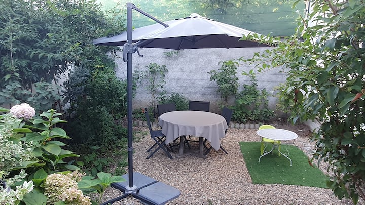 Vichy : Maison Proche Centre Et Parcs - Vichy