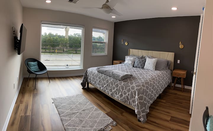 Garage Studio Apartment In Memorial-uptown Area - Houston, TX