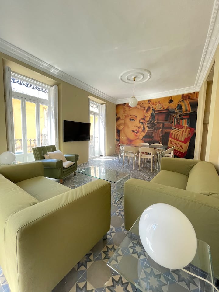 Centenary Apartment Next Catedral For Long Stay - La Torre