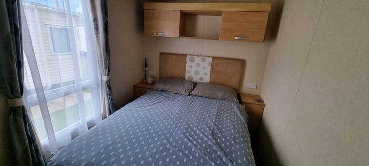 Static Janet- An 6/8 Berth Static Caravan - Barmouth
