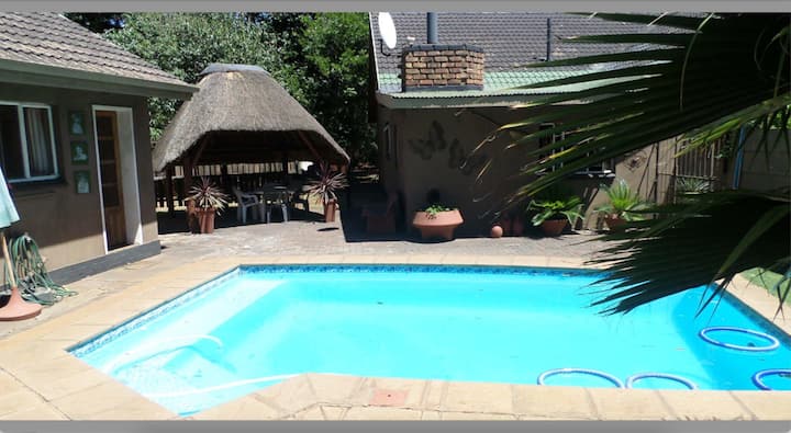 Luxury Ensuite With Pool - Meyerton