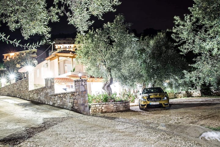 Luka Apartament 1 - Himarë