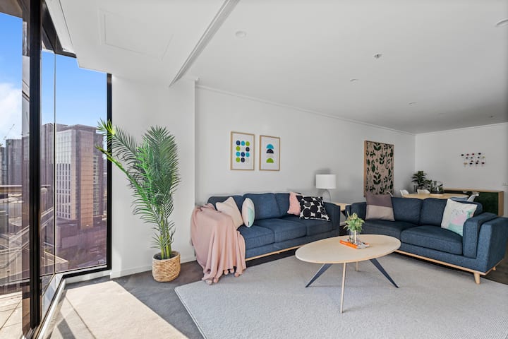 Ash- Your Spacious 2bed/2bath Melbourne Home! - Melbourne