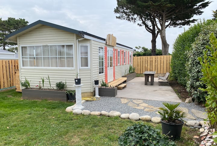 Grand Mobilhome Bord De Mer Récemment Rénové - Groix