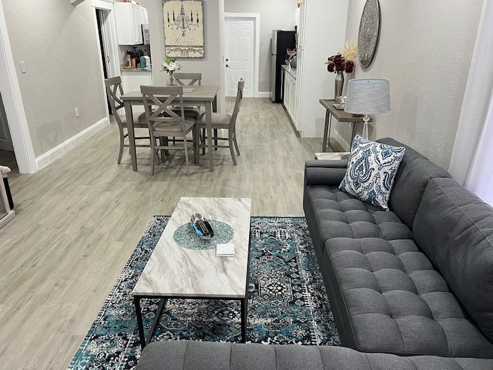 Historic 2 Bed 1 Bath Bungalow In Seminole Heights - Tampa, FL