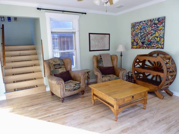 Creekside Pet Friendly Retreat - Silverton, CO