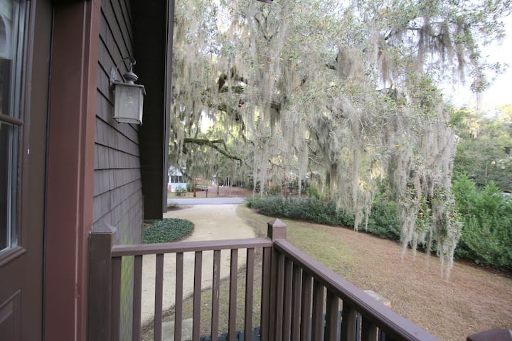 Boundary Street Getaway - Bluffton, SC