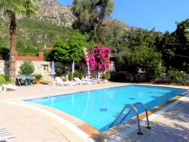 Nature And Turunç - İçmeler