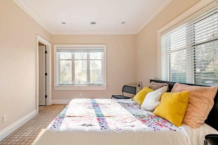 Stay In Adorable Room - Burnaby