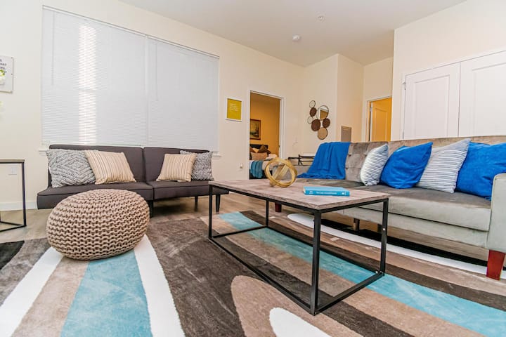 Your Oasis | 1 Br | 30+ Day Stays | Free Parking - Somerville, NJ