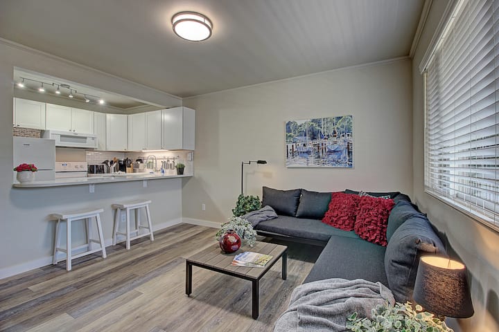 Lovely 1-bedroom Condo With Balcony, Friday Harbor - Friday Harbor, WA