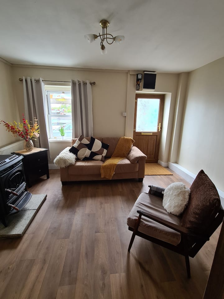 Lovely Small Bedroom Galway City - Claregalway