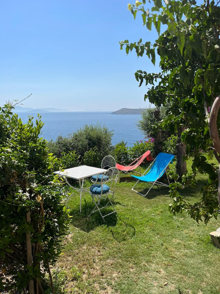 Cosy Stone House On Seafront In Gumusluk, Bodrum - Gümüşlük