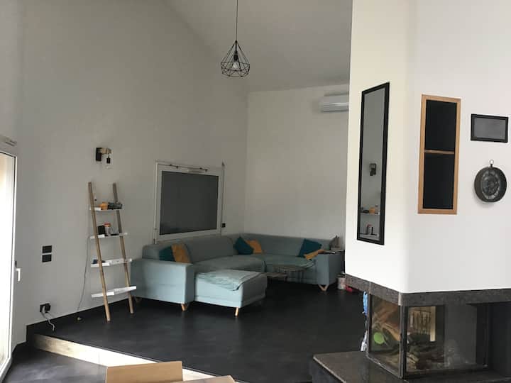 Villa D'architecte Sans Vis à Vie Avec Piscine - Valence