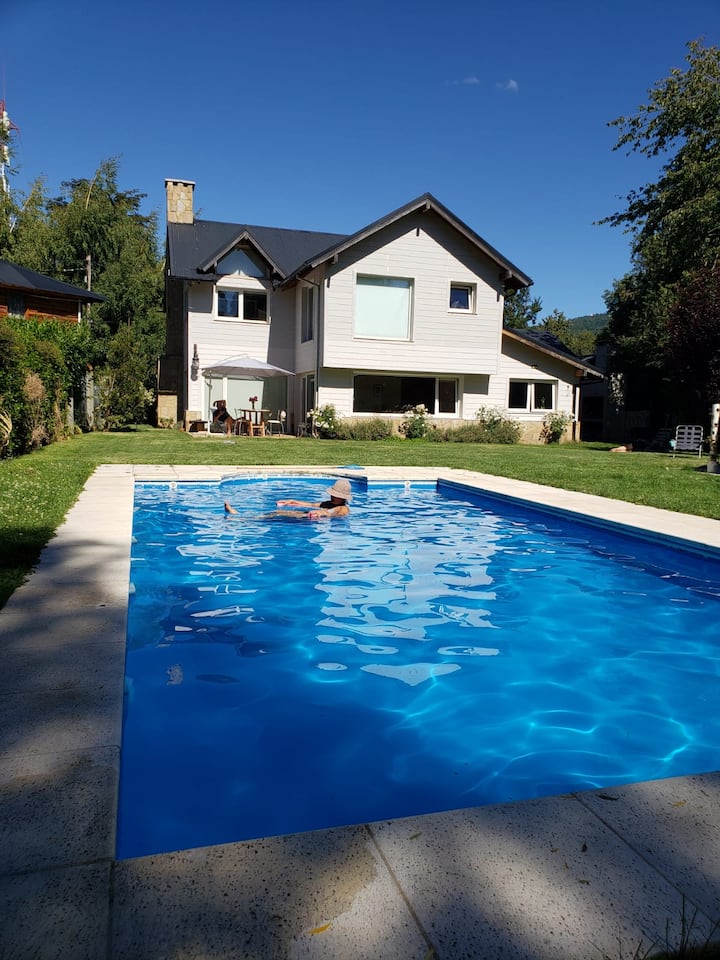 Casa Don Alfredo Con Piscina-tarifa En Dólares - San Carlos de Bariloche