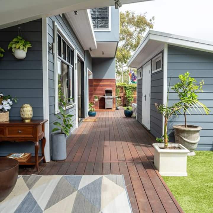 Ideally Located 2 Bedroom Executive Manly Home - Manly