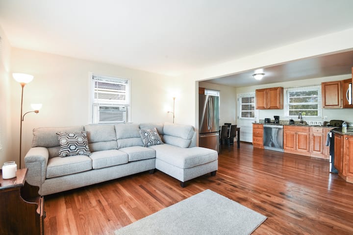 Apartment In Bridgeport, Ct - Bridgeport, CT
