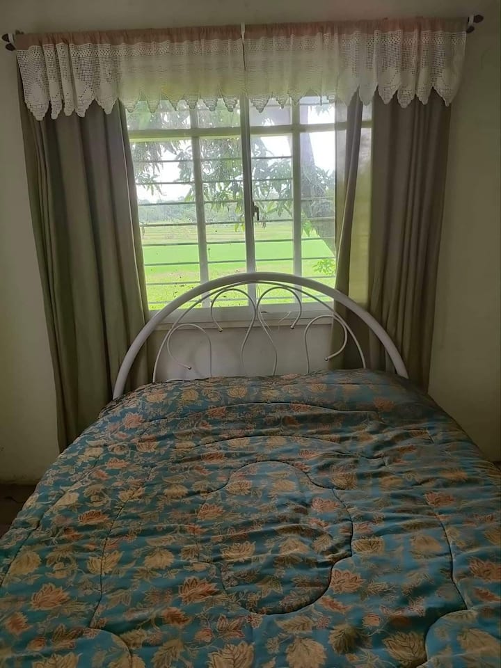 A Fully Furnished Farmhouse. 2500 Per Night - Santa Maria