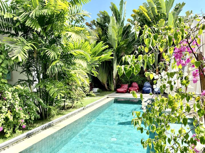 Luxury Seminyak Villa Zara 1 Near Beach - Kuta