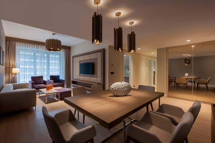 3 Bedroom Apartment With Balcony - Istanbul