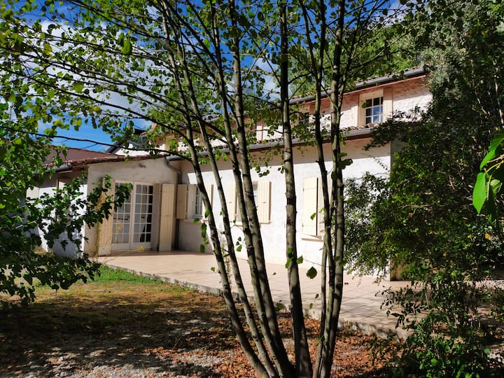 Maison 2* 10 Personnes Amis Famille, Site Arboré - Saintes