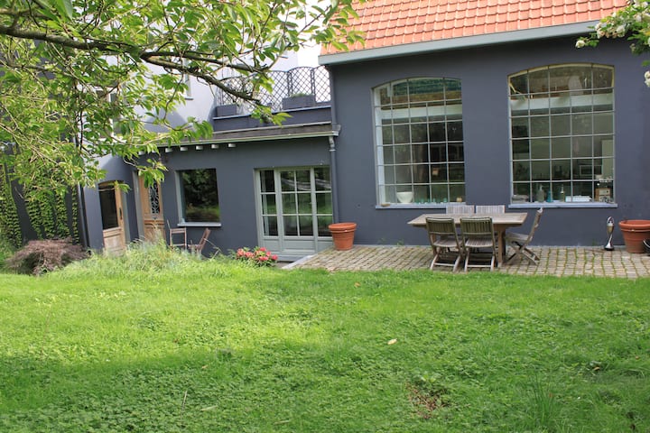 Furnished House Bxl- For Team Of Workers - Waterloo